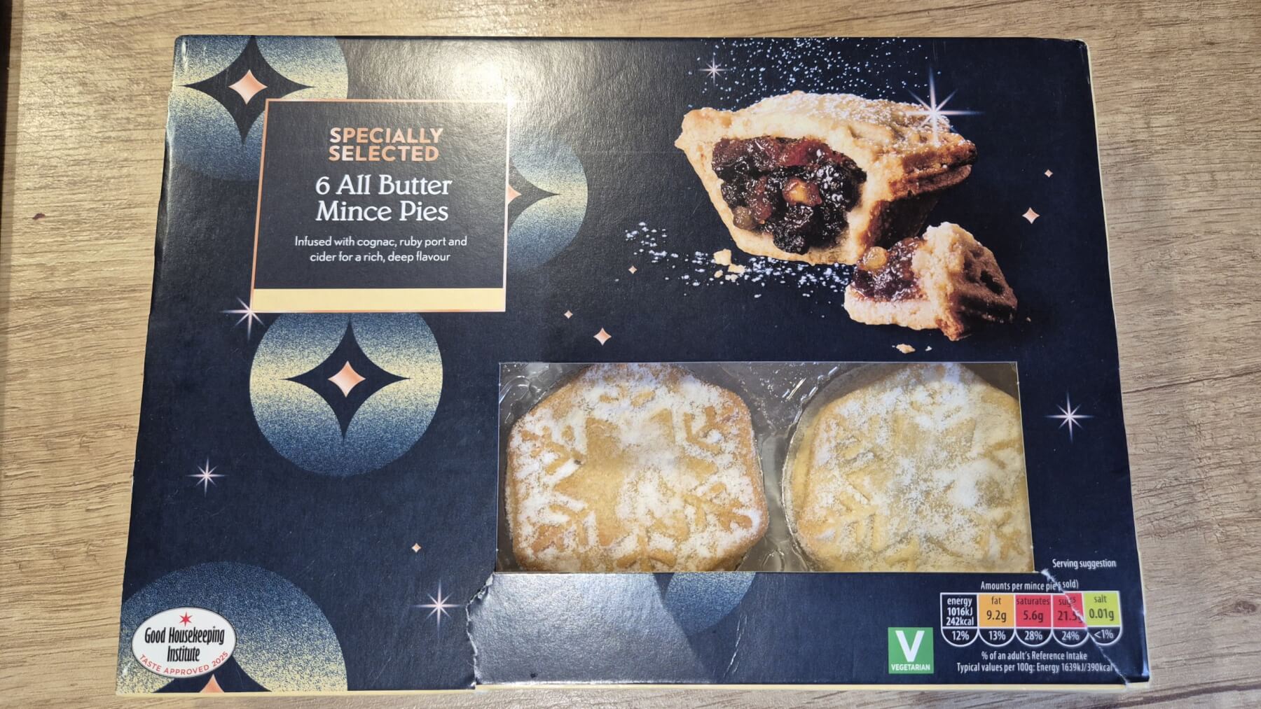 Aldi Specially Selected All Butter Mince Pie Review 2025 - Mince Pie ...